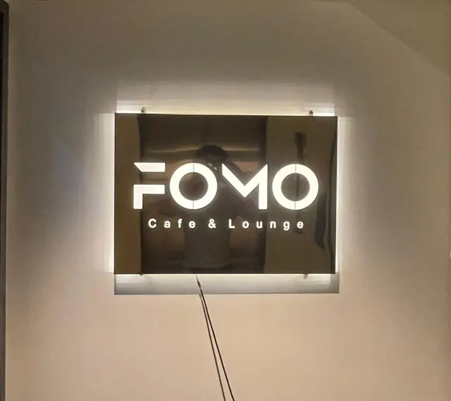 FOMO Cafe & Lounge's Menu - International Bar in Causeway Bay Hong Kong ...